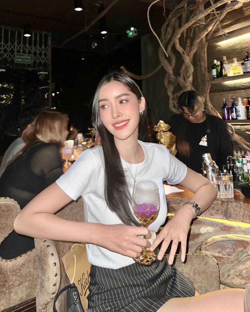 preeyaphatt วาร์ปเด็ด น้อง Ploy Preeyaphat ดาว OnlyFans สาย