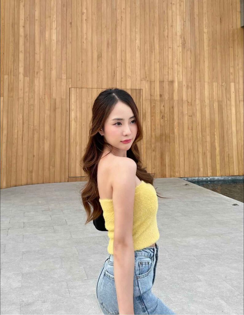 jamm วาร์ปเด็ด น้อง Jam Suvarnprateep สาวเน็ตไอดอล หุ่นแซ่บ น่ารัก