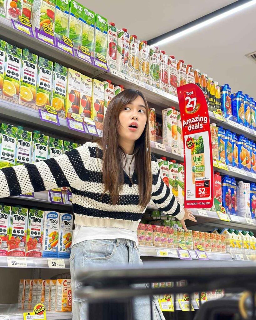 วาร์ปเด็ดๆ เก๋ไก๋ สไลเดอร์ สาวยูทูปเบอร์ น่ารัก มีเสน่ห์ ขวัญใจชายหนุ่ม